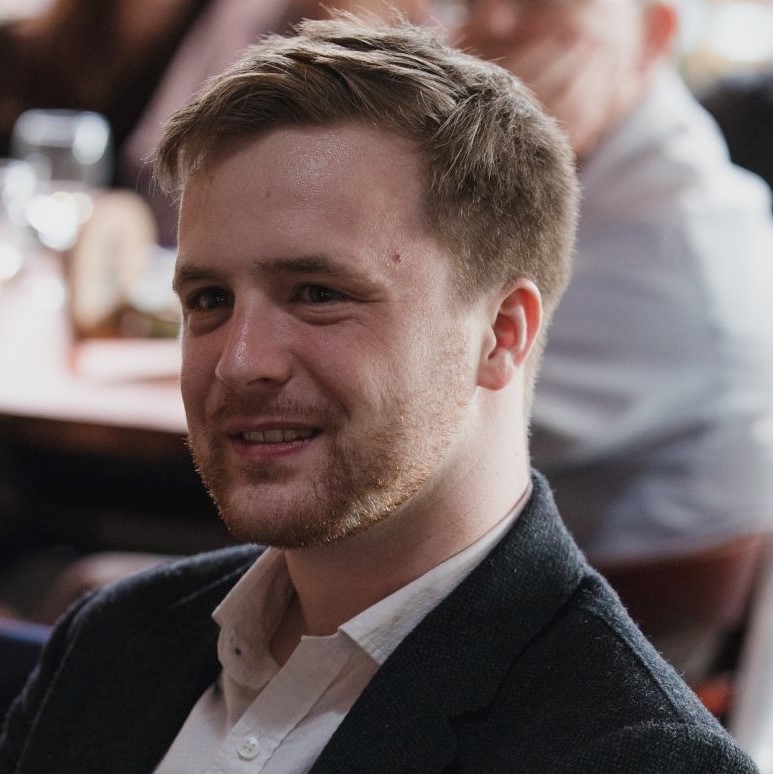 Andrew Fox's Instagram, Twitter & Facebook on IDCrawl